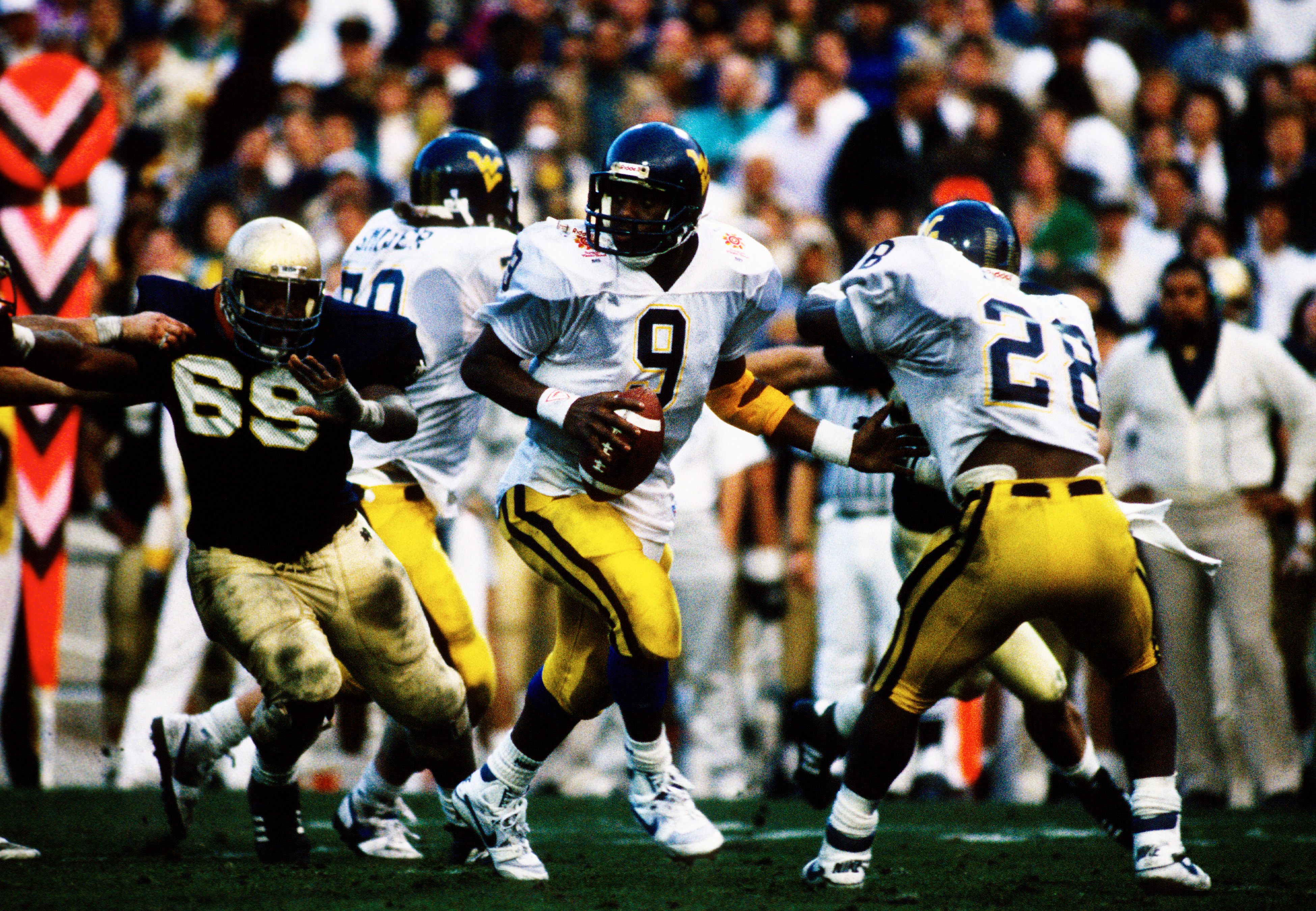 Great NCAA Players Who Were Cut From The NFL