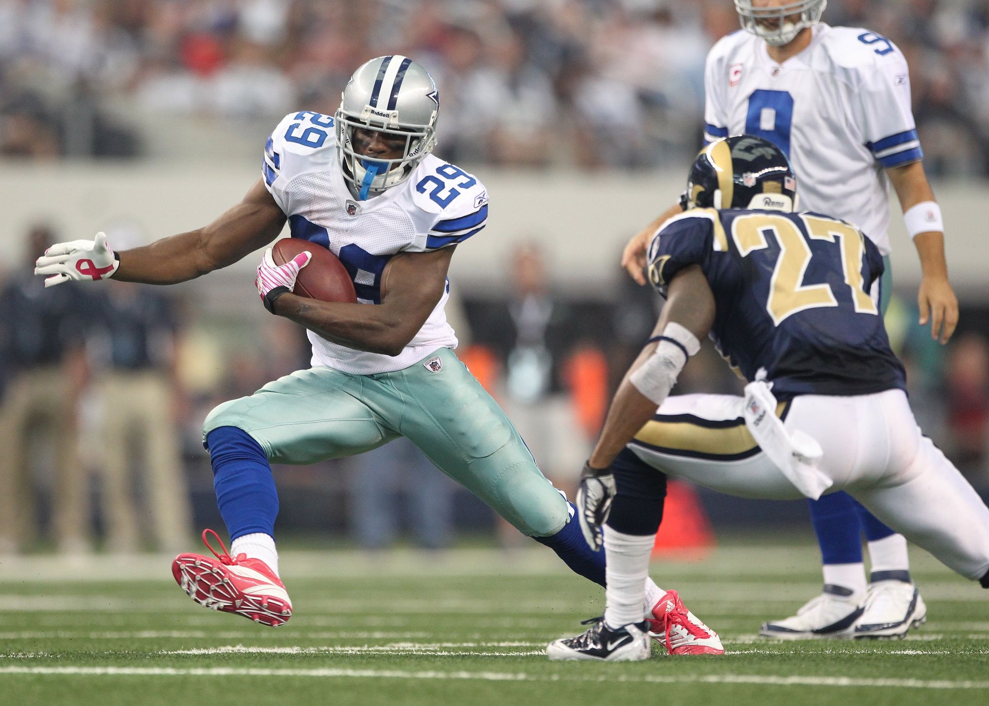 NFL Players With The Most Rushing Yards In A Single Game