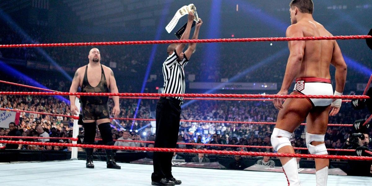 10 Iconic Wrestlers & The Gimmick Match They've Never Won