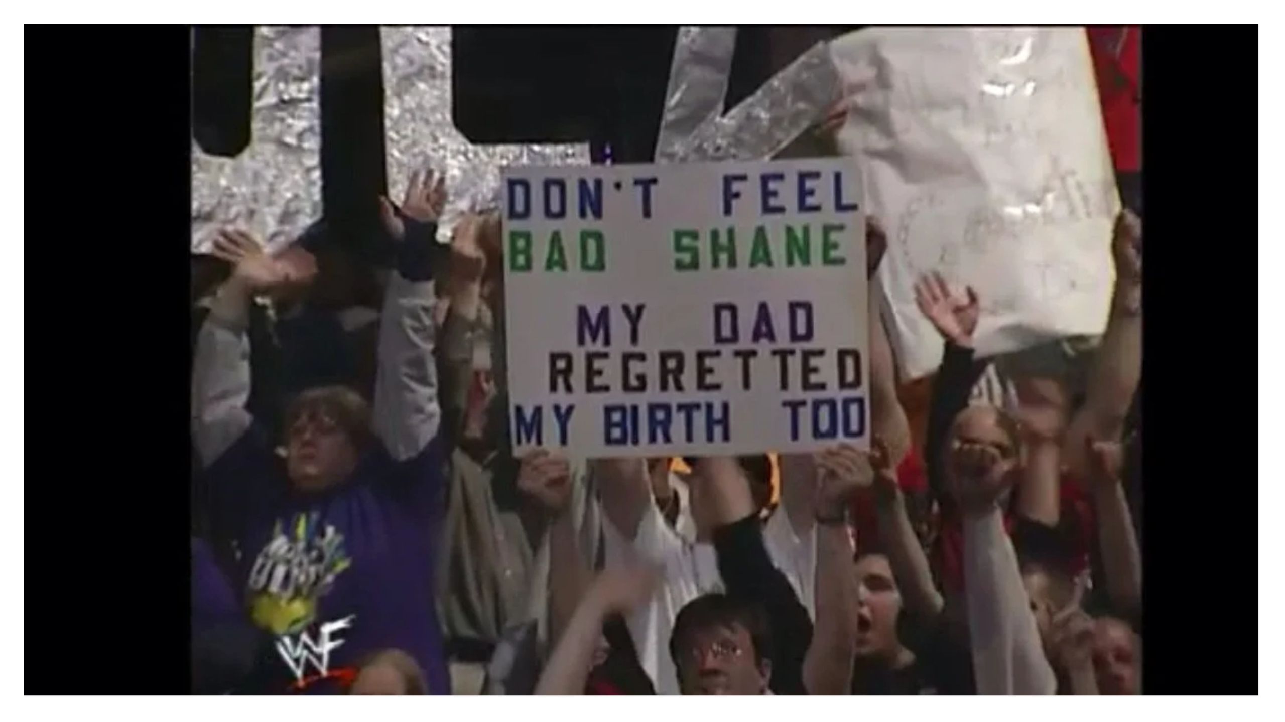 9 Funniest Fan Signs In WWE History
