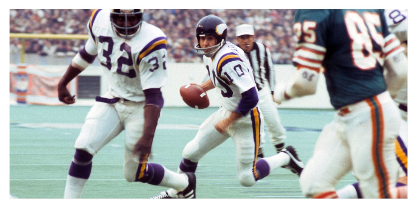 The 10 Best Running Quarterbacks In NFL History