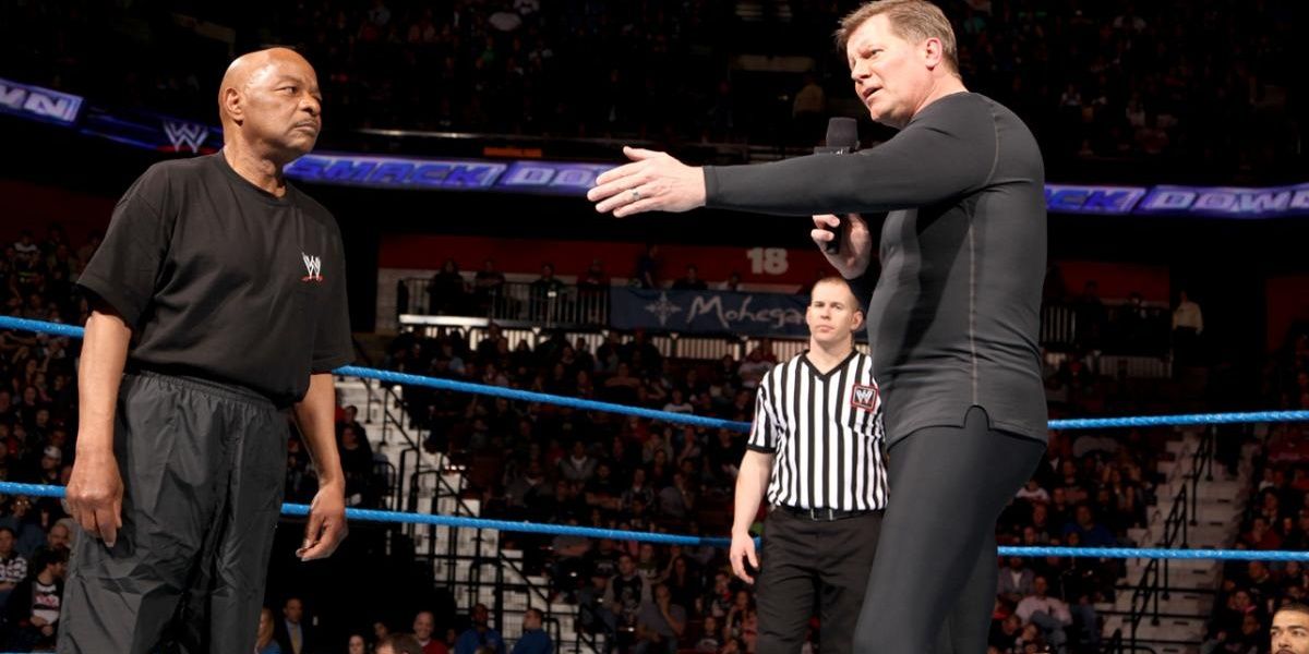 10 WWE Managers Who Surprisingly Wrestled In A Match