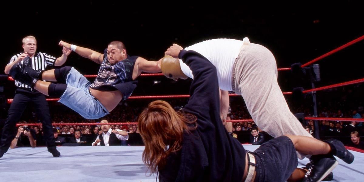 10 Things Fans Forgot About WWE's The Oddities Stable