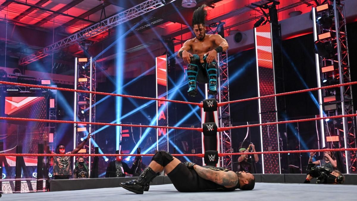 5 Things WWE Wrestlers Can't Talk About (& 5 They Can Openly Discuss)