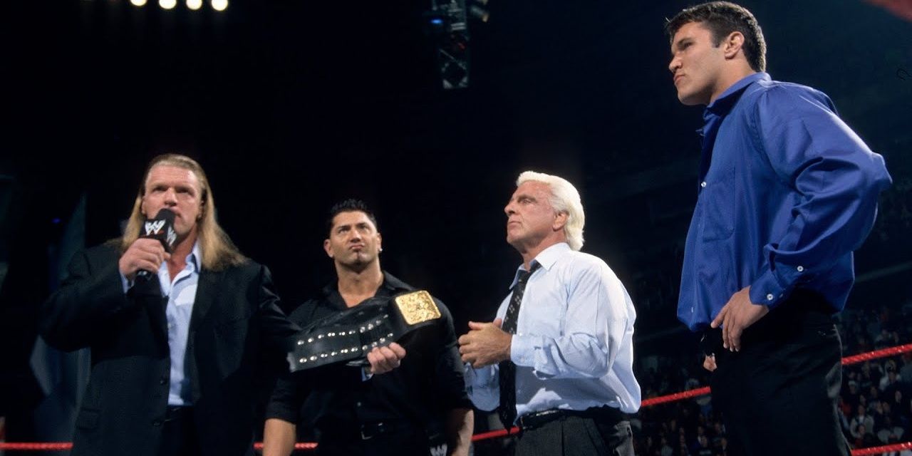 The 5 Worst Triple H WWE Moments Of 2003 (& 5 Best)