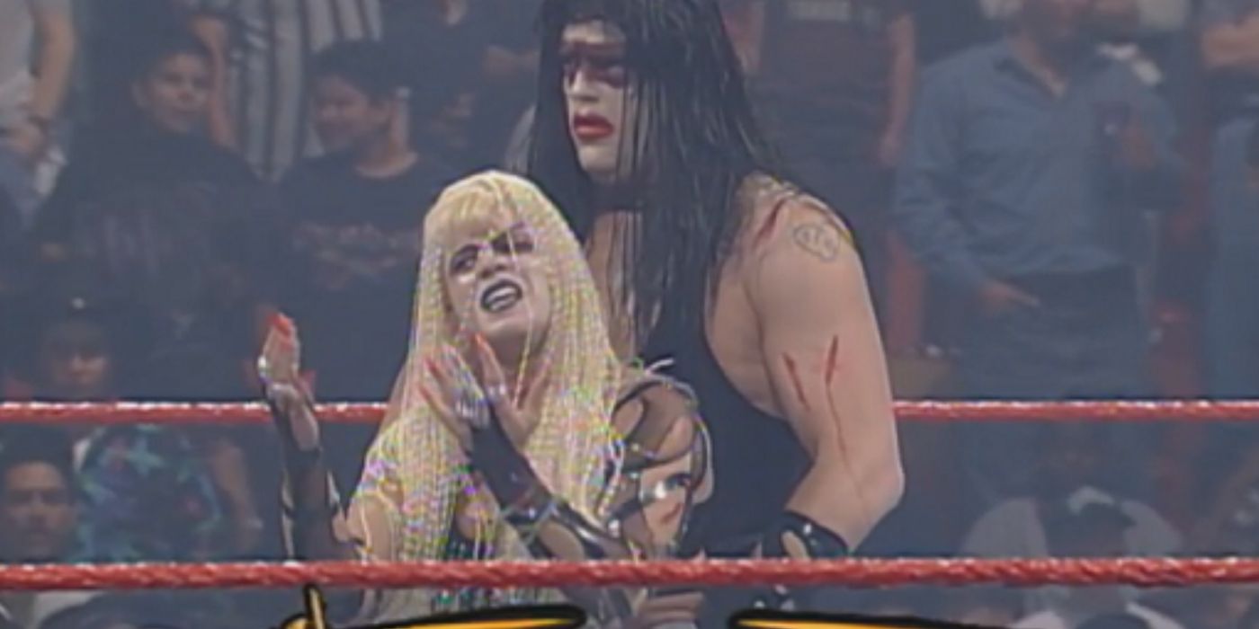 10 Things Fans Forget About Luna Vachon's WWE Career