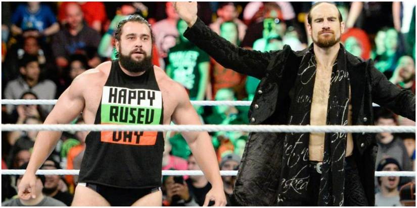 Wrestlers That WWE Didn't Want To Get Popular (But Did)