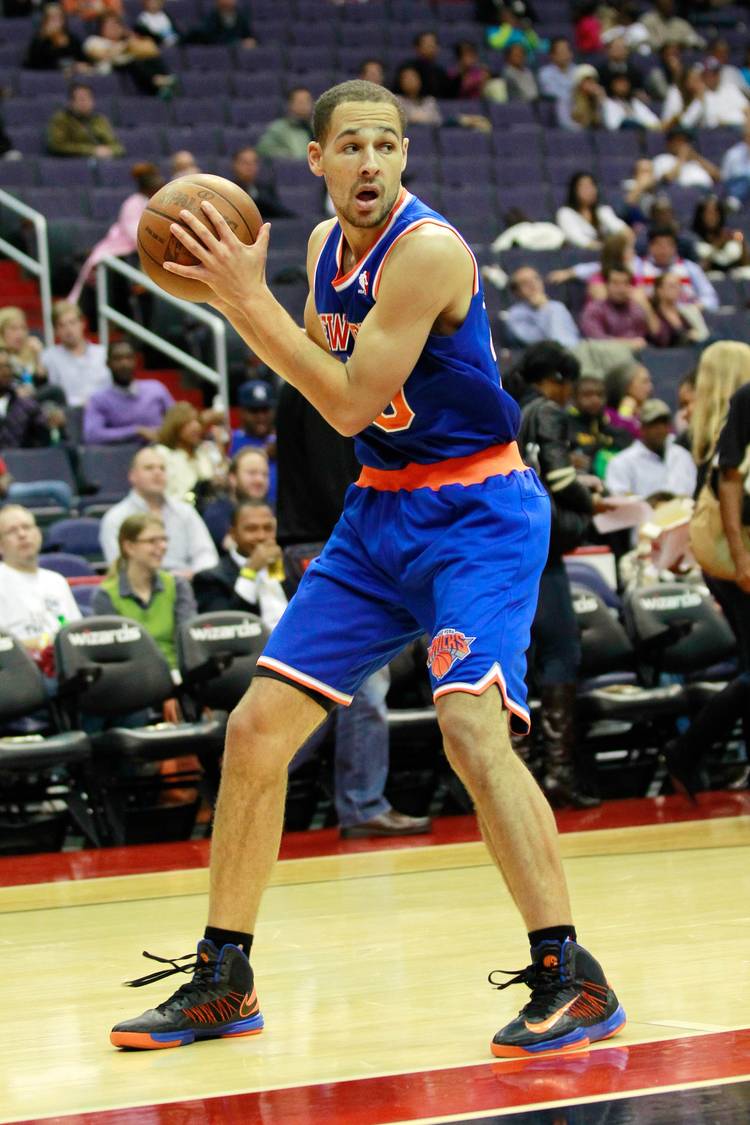 10 NBA Players Who Had A Brother Who Was Better