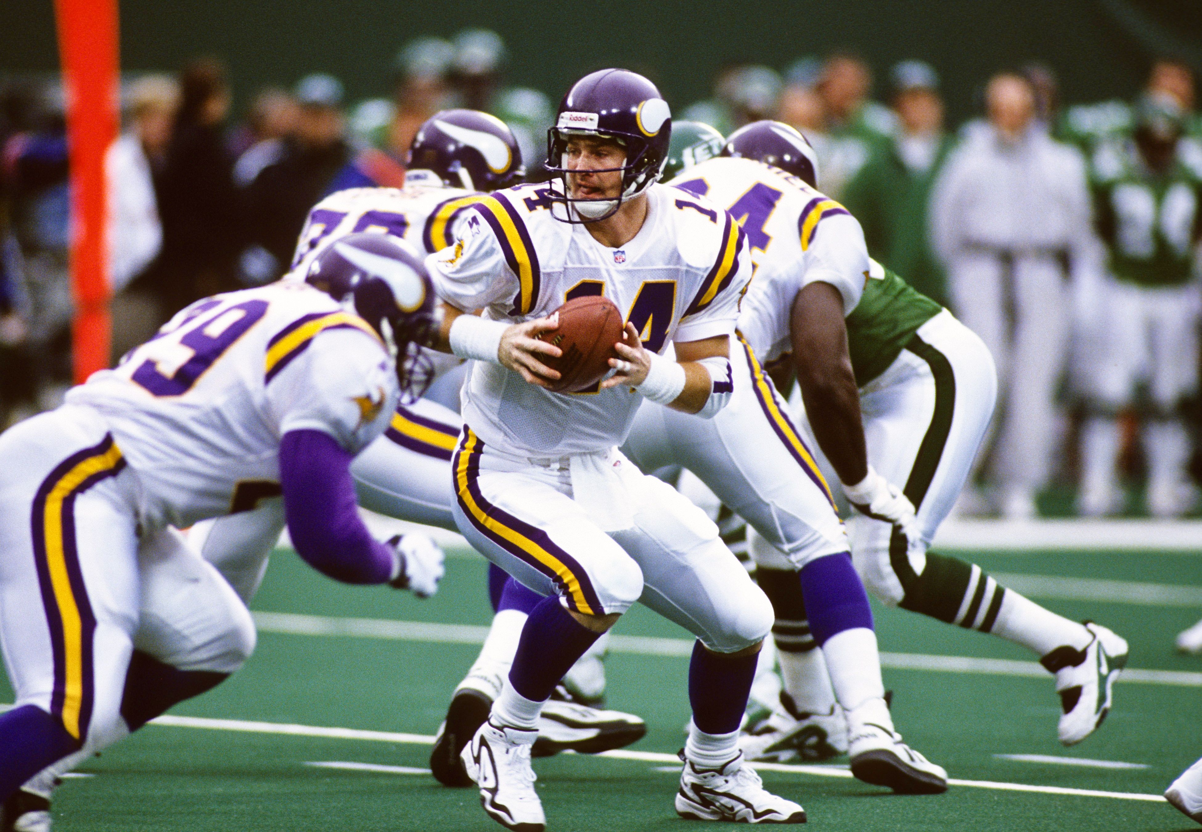 13 NFL Quarterbacks Who Caught A Touchdown Pass