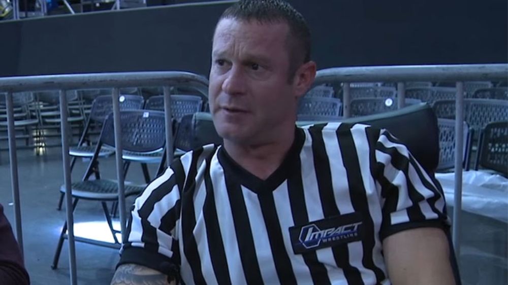 10 Things Fans Should Know About Legendary Referee Earl Hebner