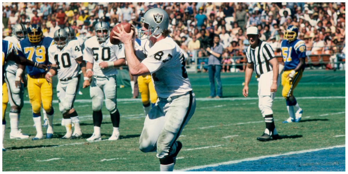 The 10 Best Last Second Plays In NFL History