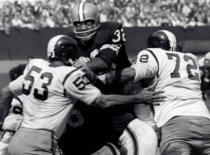 10 Things NFL Fans Should Know About Jim Brown