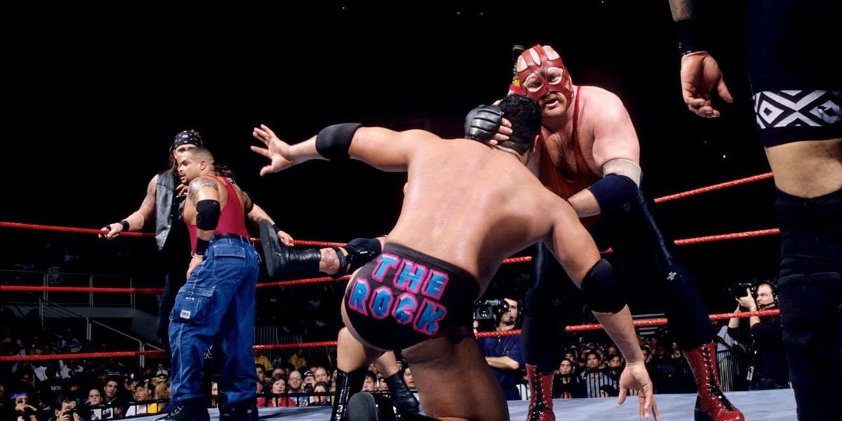 10 Things WWE Fans Should Know About Royal Rumble 1998