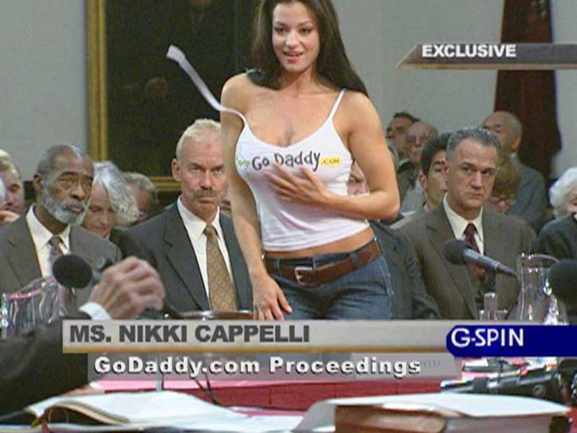 10 Things Fans Should Know About WWE's Candice Michelle