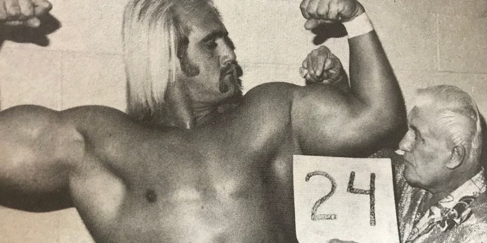 Hulk Hogan 24 Inch Pythons