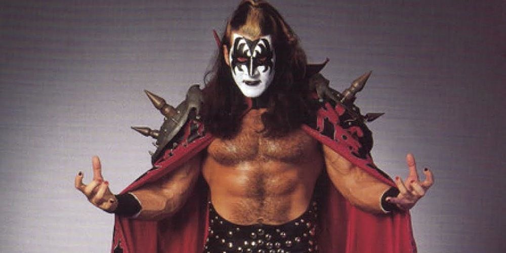 10 Memorable WCW Gimmicks: What Is Their Origin?