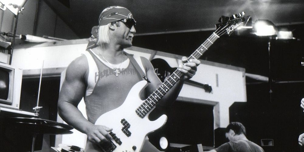 10 Things About Hulk Hogan's Life Outside Of Wrestling Fans Should Know