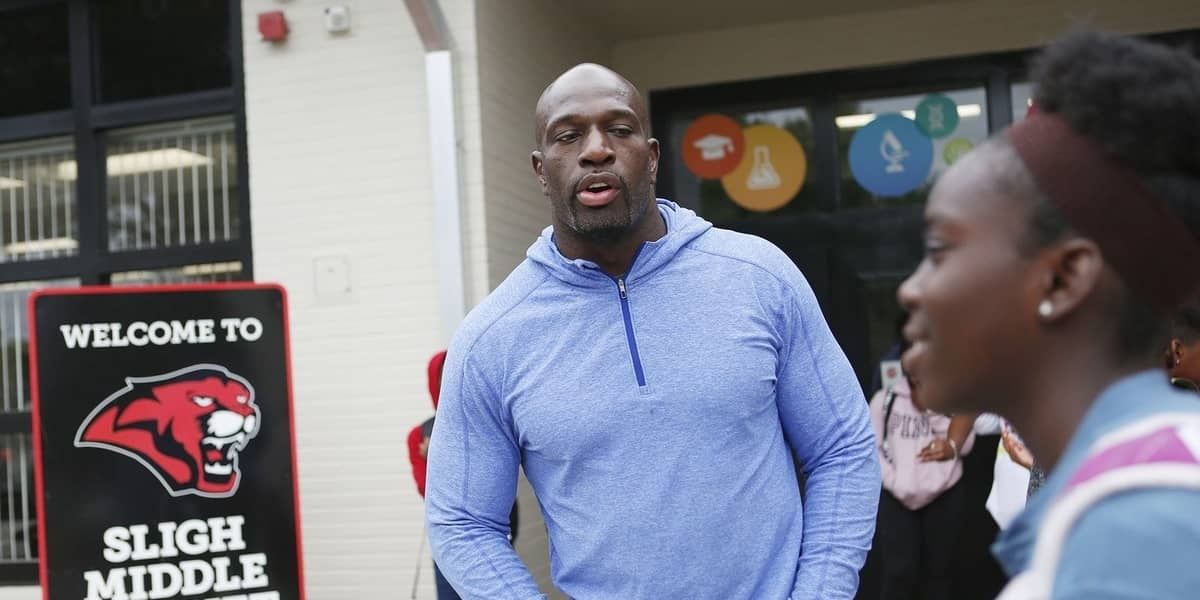 10 Things WWE Fans Should Know About Titus O'Neil