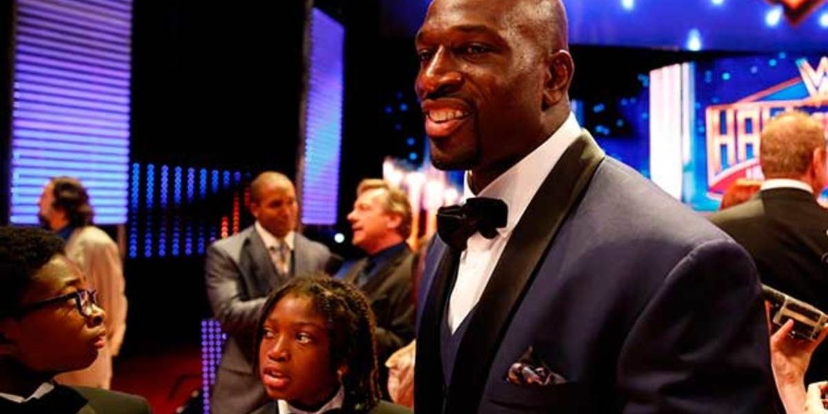 10 Things WWE Fans Should Know About Titus O'Neil