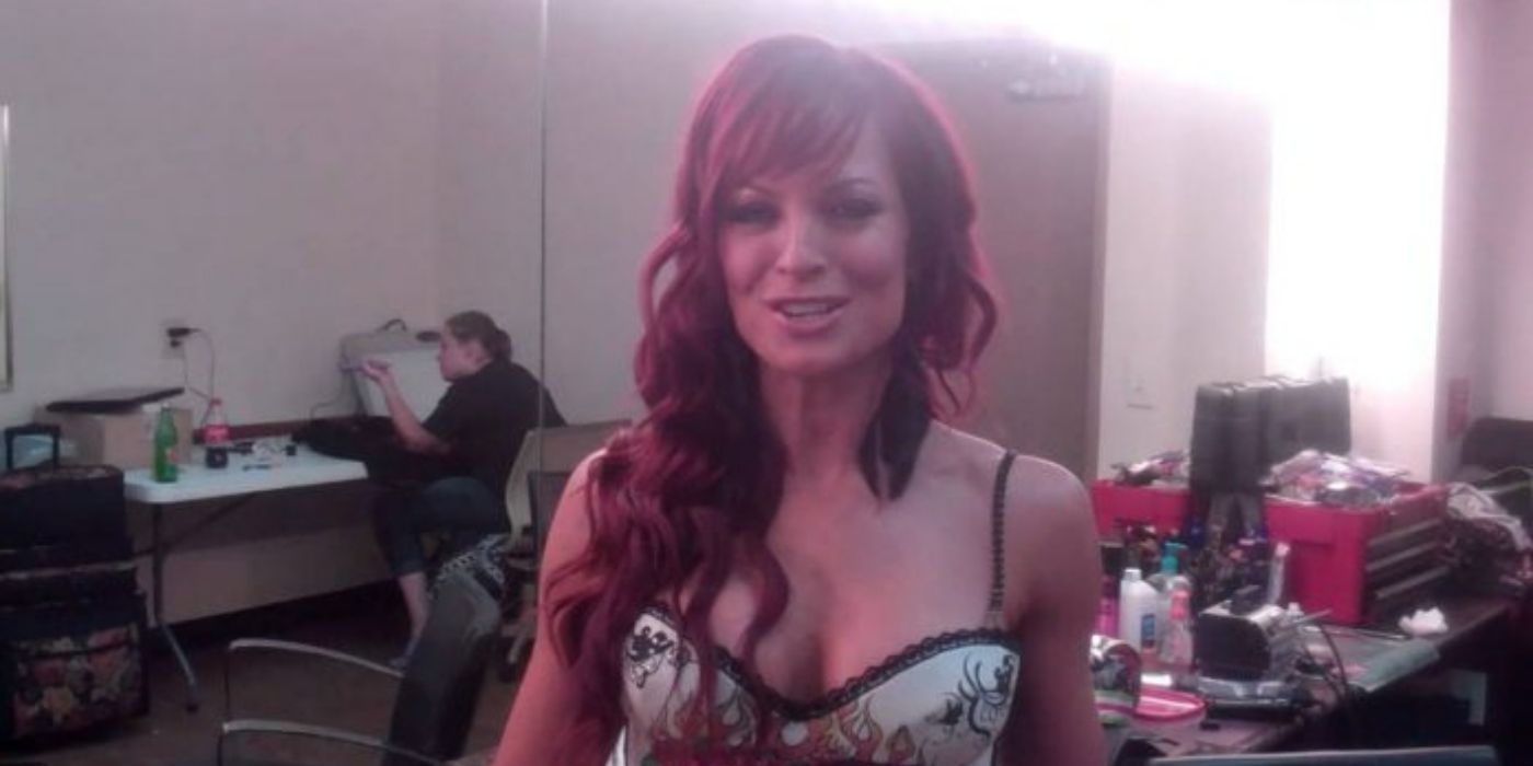 10 Female Wrestlers Who Retired And Now Have "Normal Jobs"