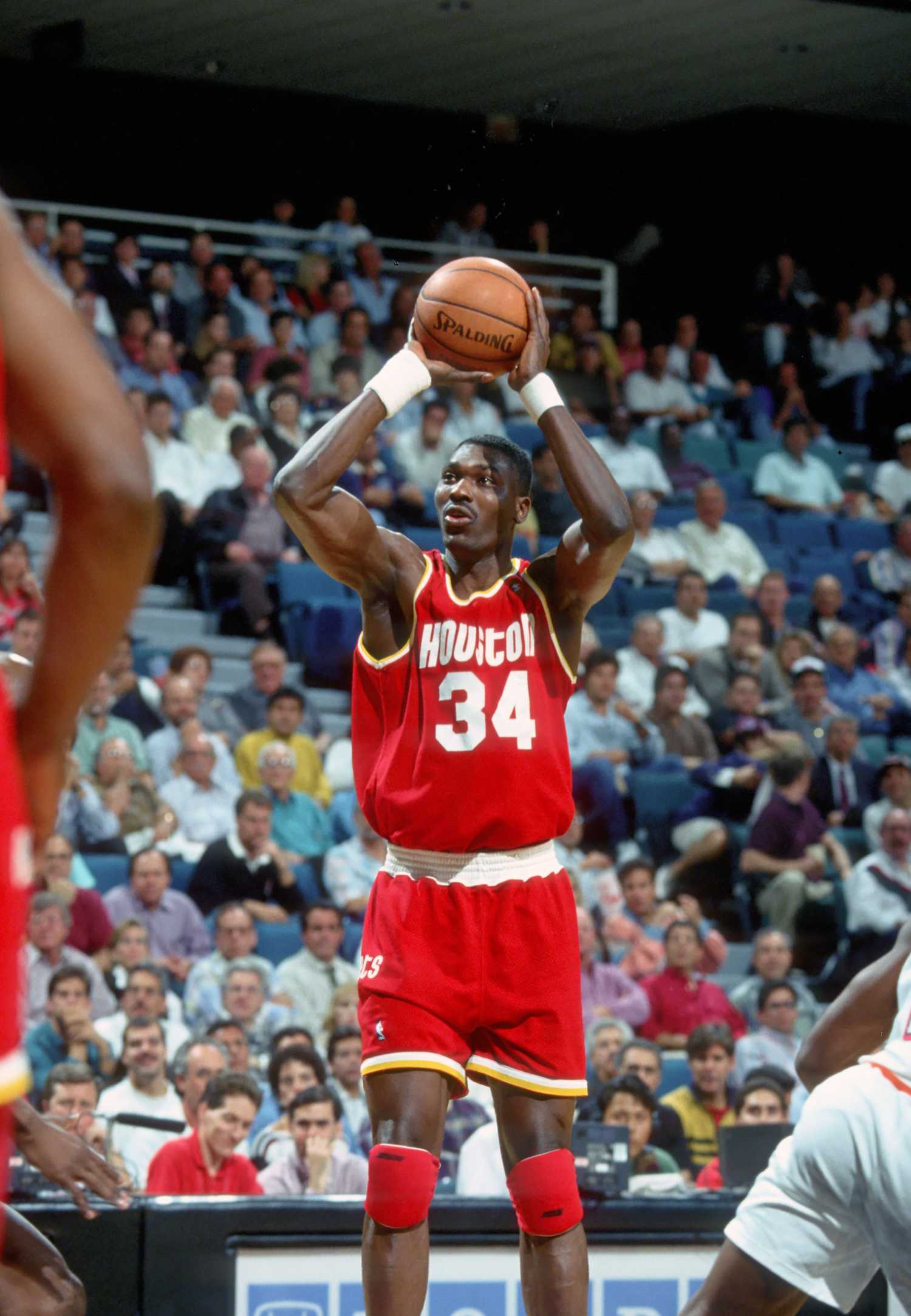 24 Greatest Individual Seasons In NBA History