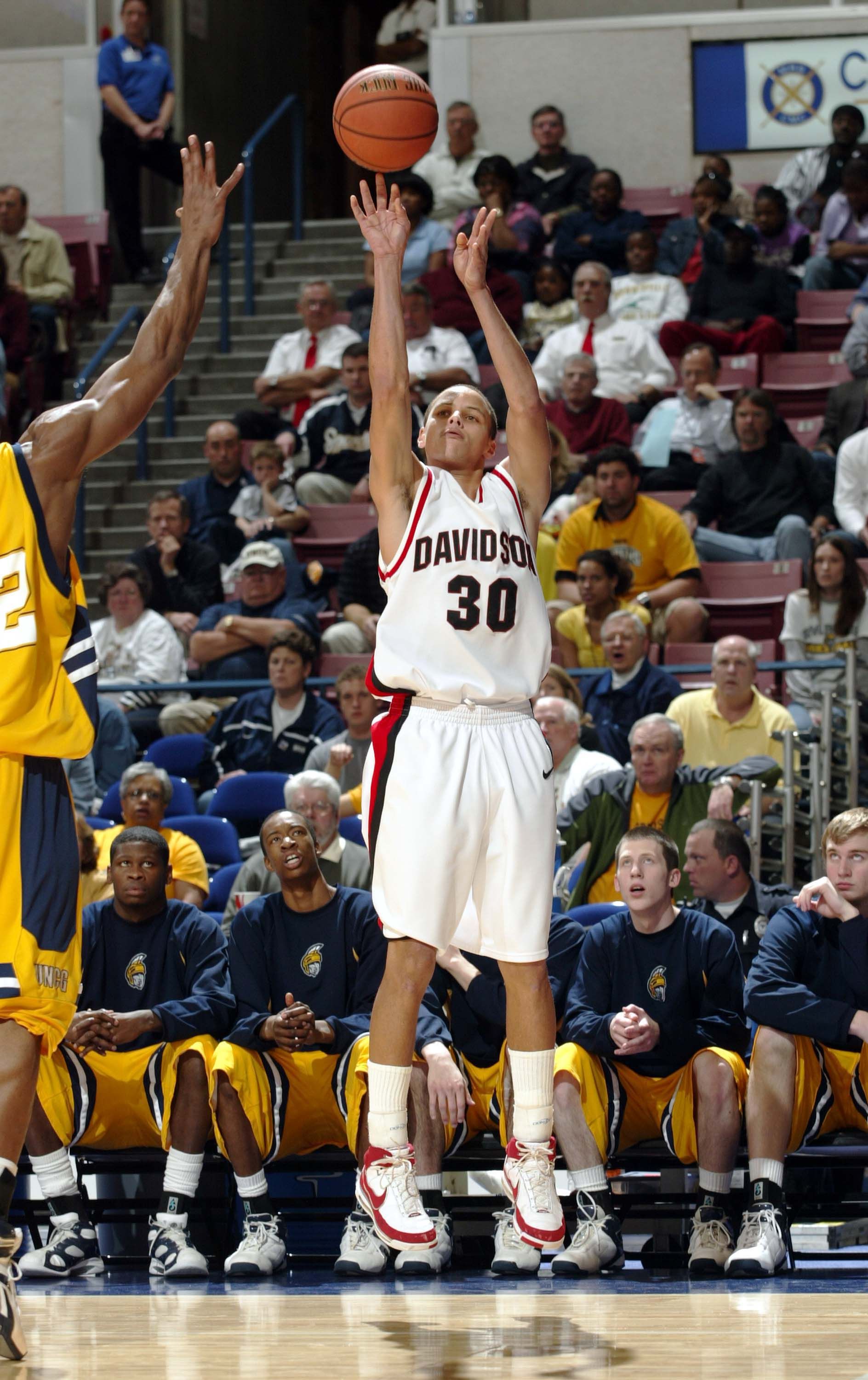 LeBron James Vs Stephen Curry: 10 Things Fans Should Know About Their ...