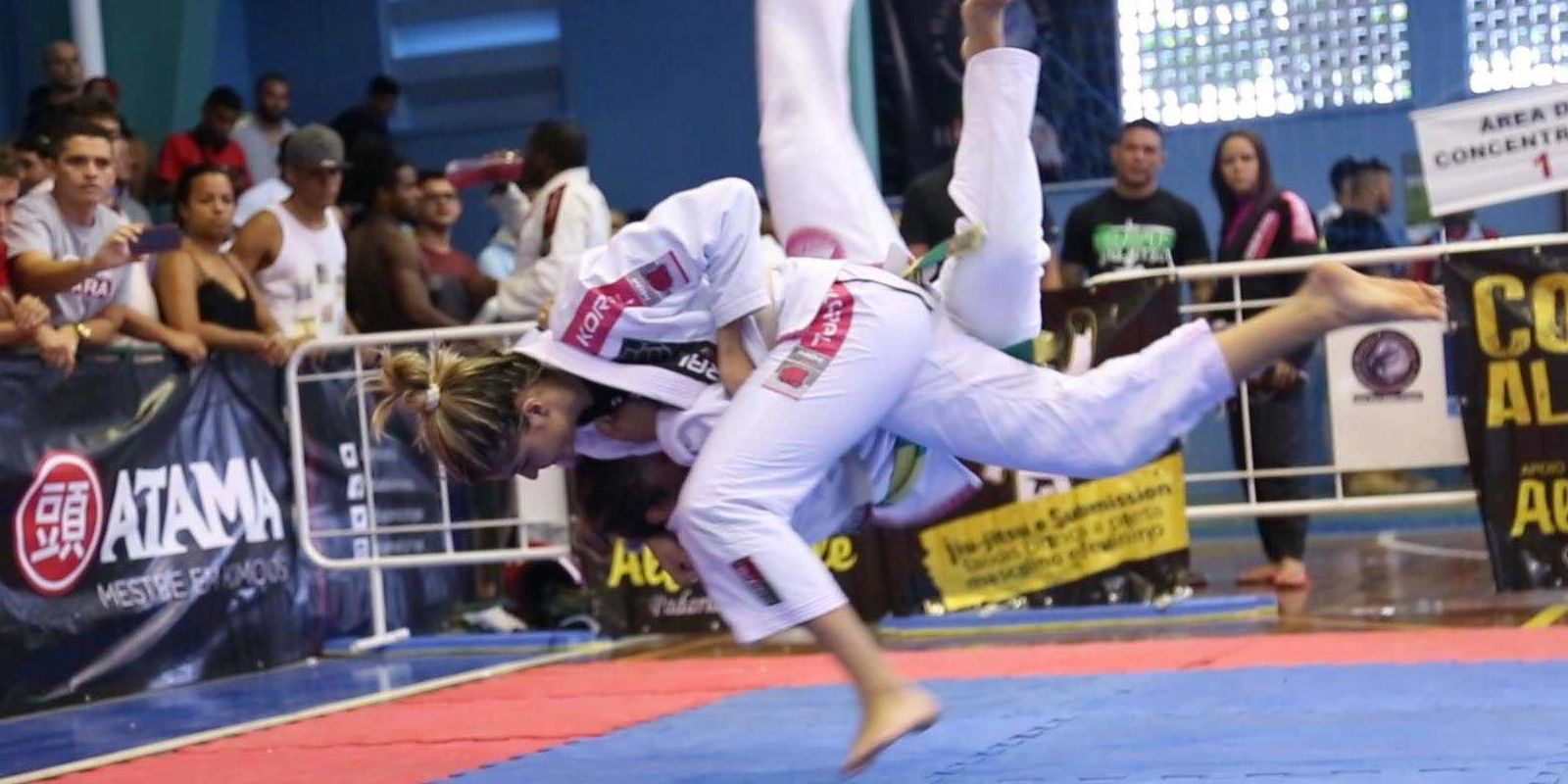 10 AEW Wrestlers Who Had Fascinating Lives Before Their Careers Began