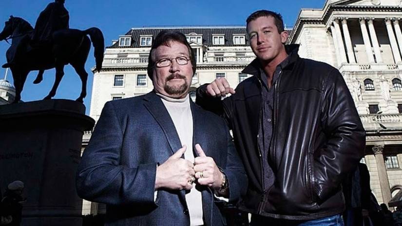 10 Wrestlers We Forgot Were Part Of A Real-Life Scandal