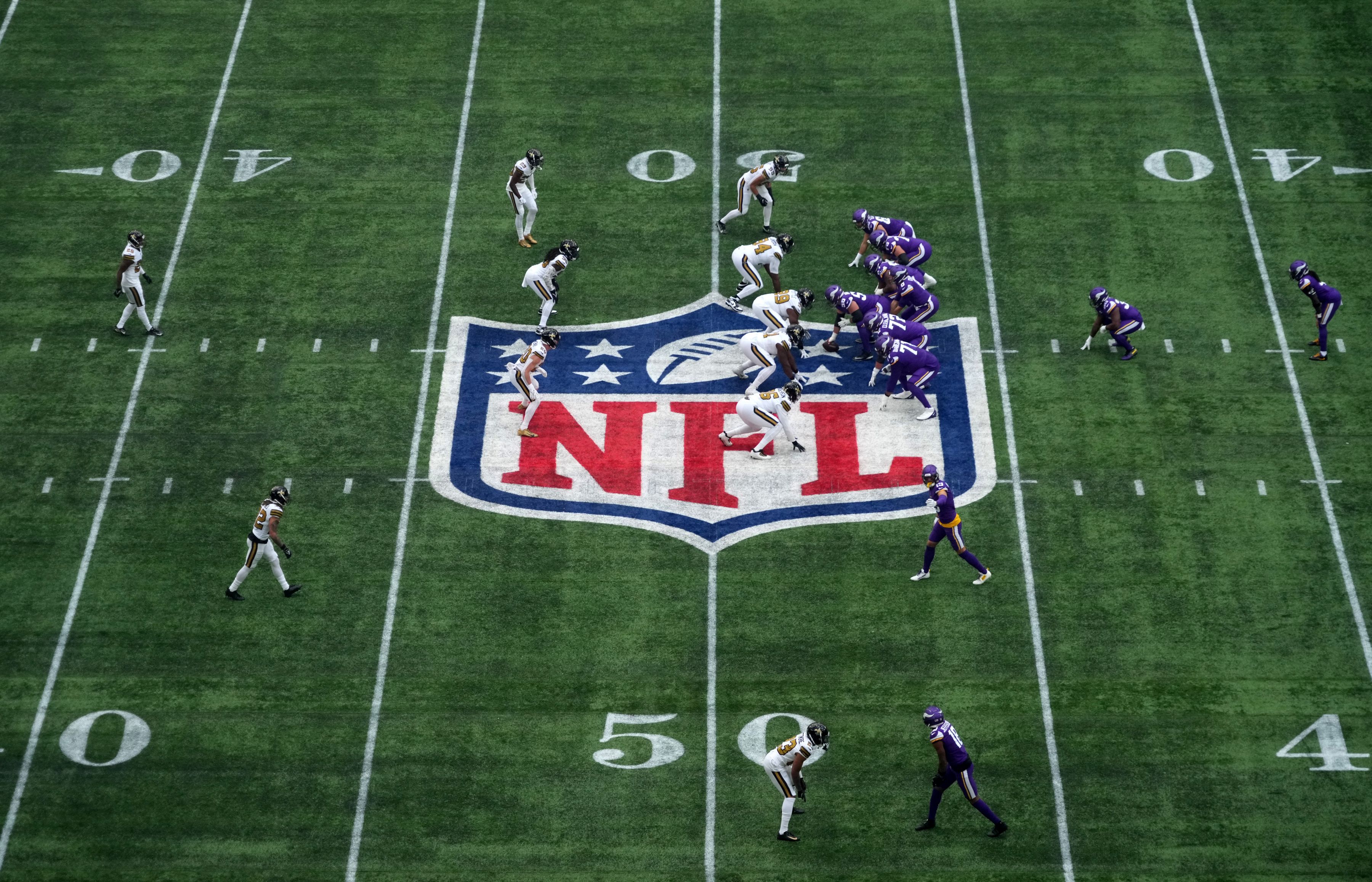 10 Embarrassing Things NFL Players Want You To Forget About Them