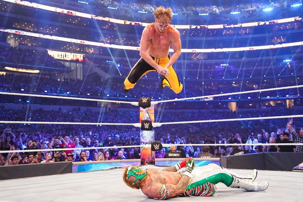 Why Seth Rollins Should Beat Logan Paul At WrestleMania 39 (& Why Paul ...