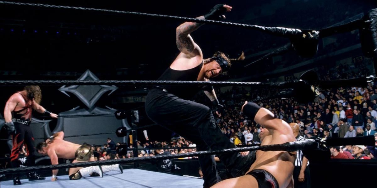 10 Things WWE Fans Should Know About The 2001 Royal Rumble