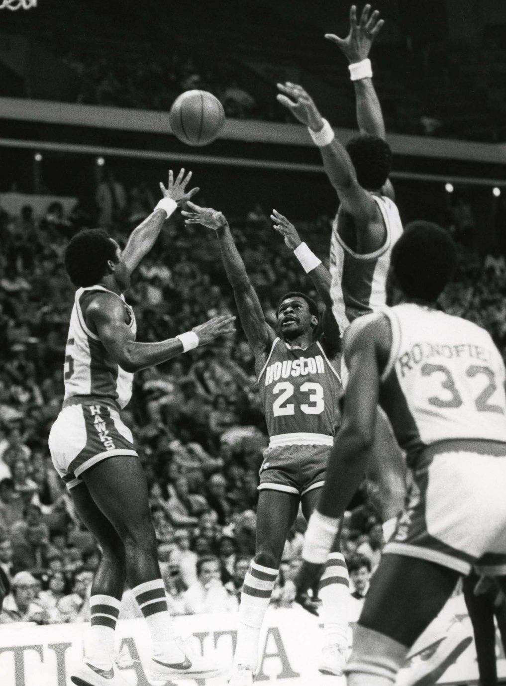 13 Best Players In Houston Rockets History