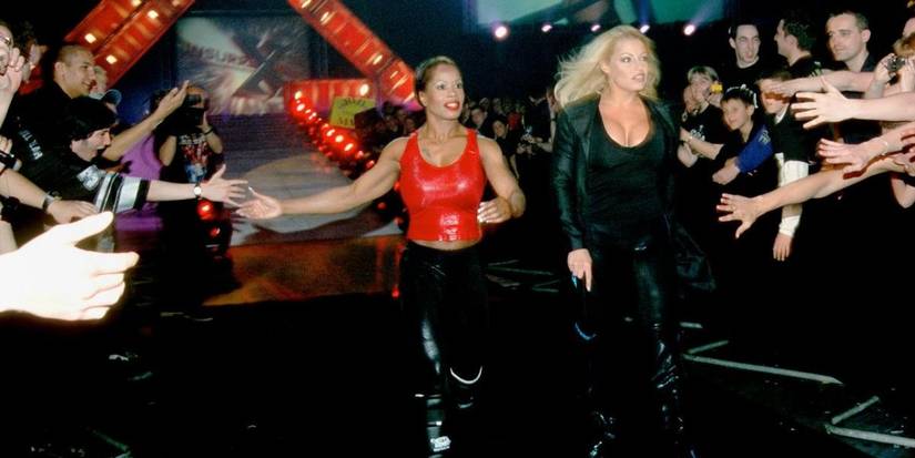 10 Best Matches Of Molly Holly's WWE Career, Ranked