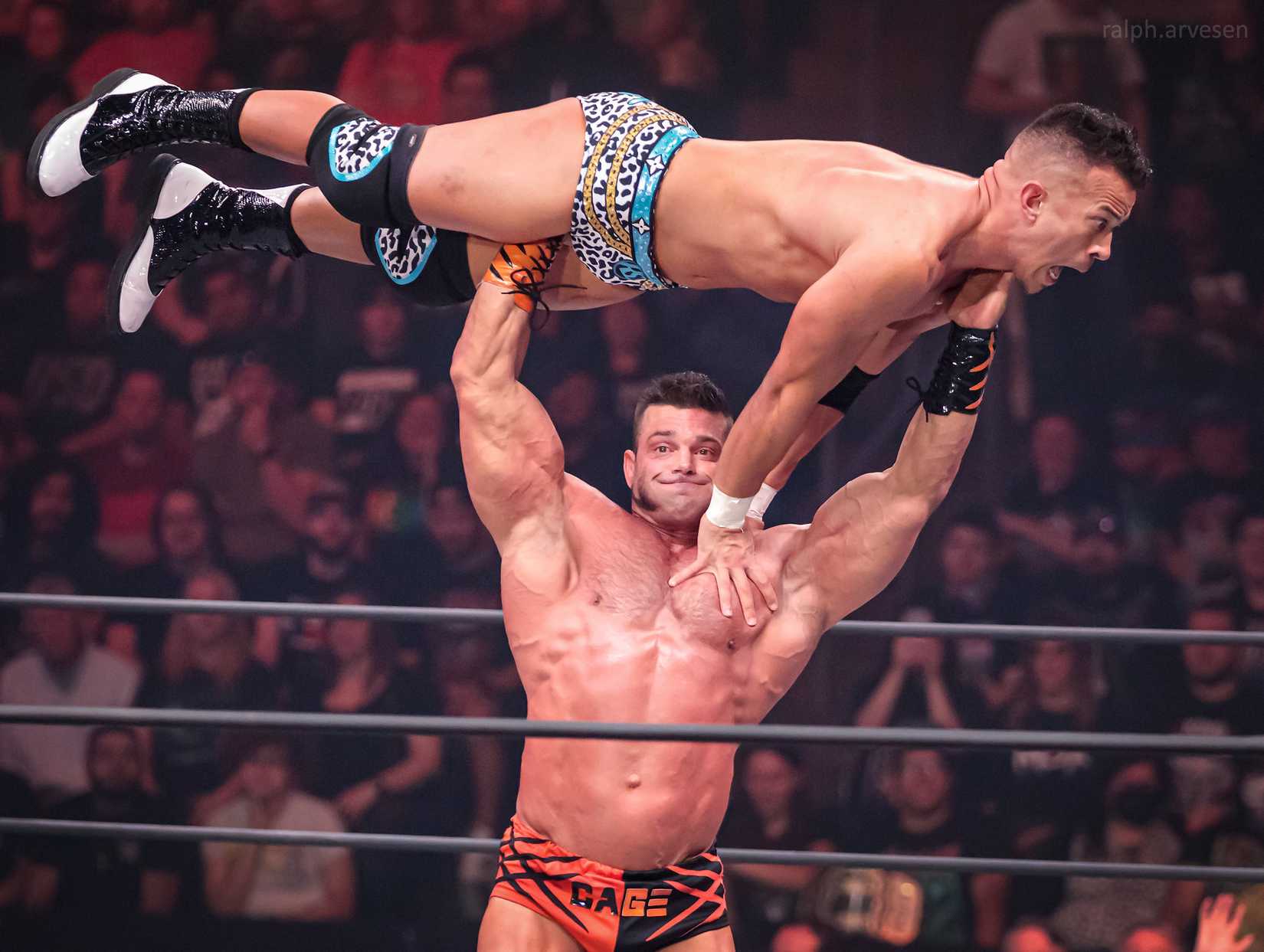 Brian Cage Reveals Disappointing Knee Surgery News