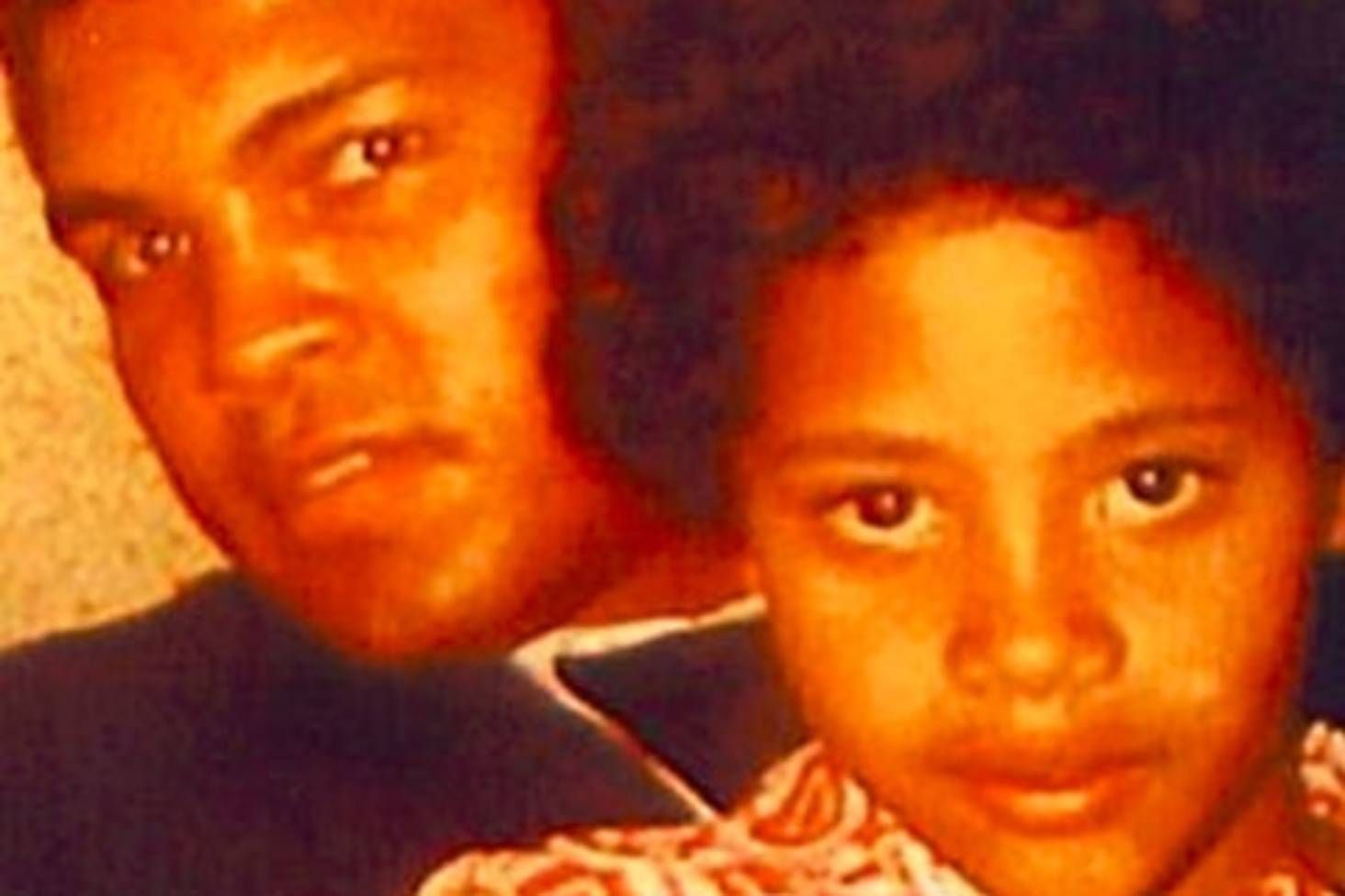 10 Pictures Of A Young "The Rock" WWE Fans Have To See