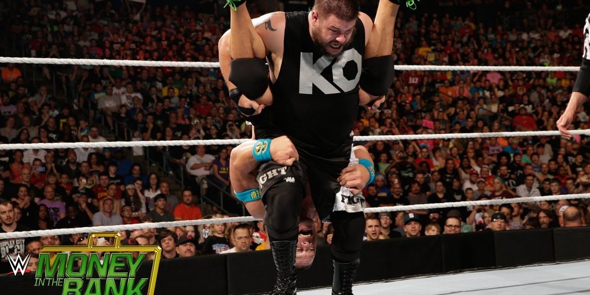 10 Wrestling Moves That Are Just Plain Stupid