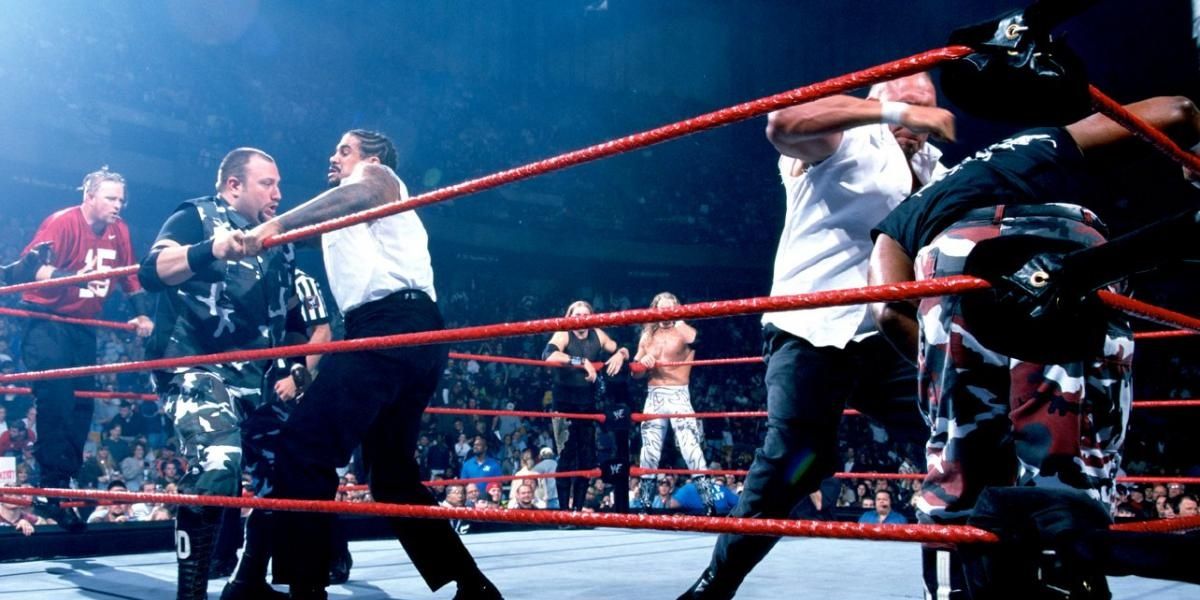 10 WWE 4-Way Matches We Completely Forgot About