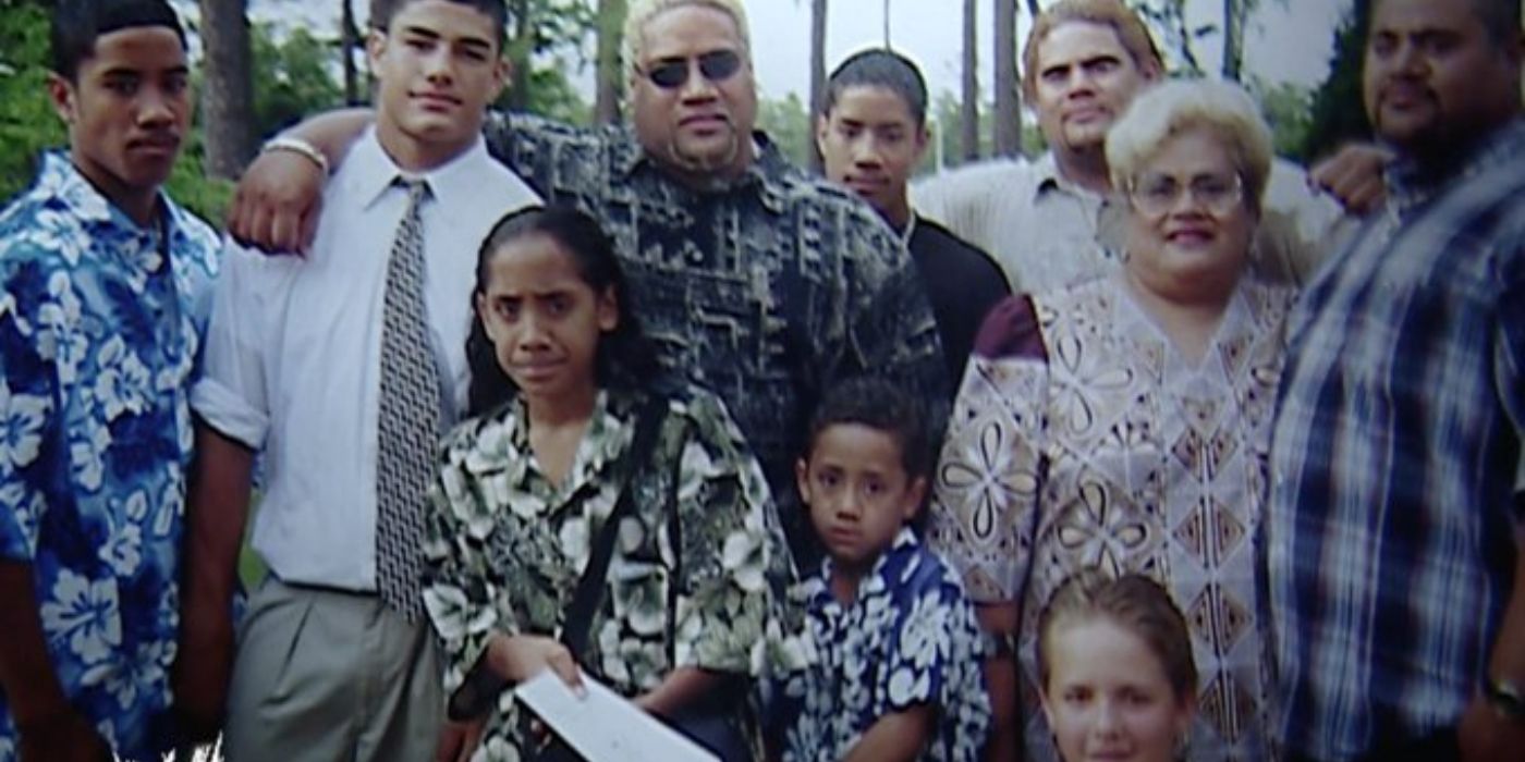 10 Pictures Of A Young Roman Reigns WWE Fans Have To See