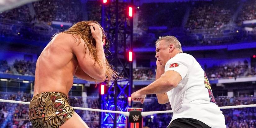 Wrestlers You Forgot Were In A Royal Rumble Final Four