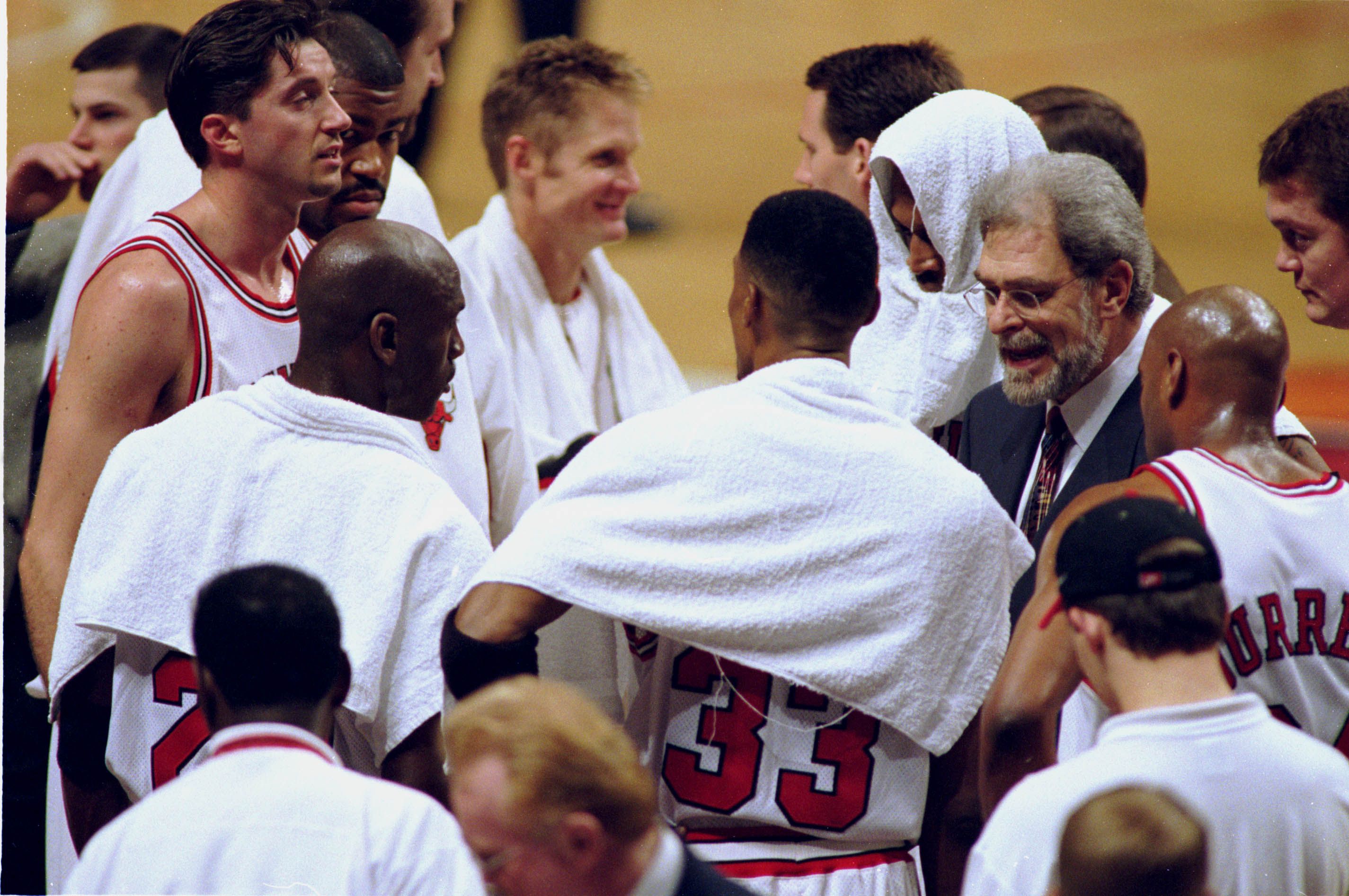 10 Players From The 1990s Chicago Bulls Dynasty: Where Are They Now?