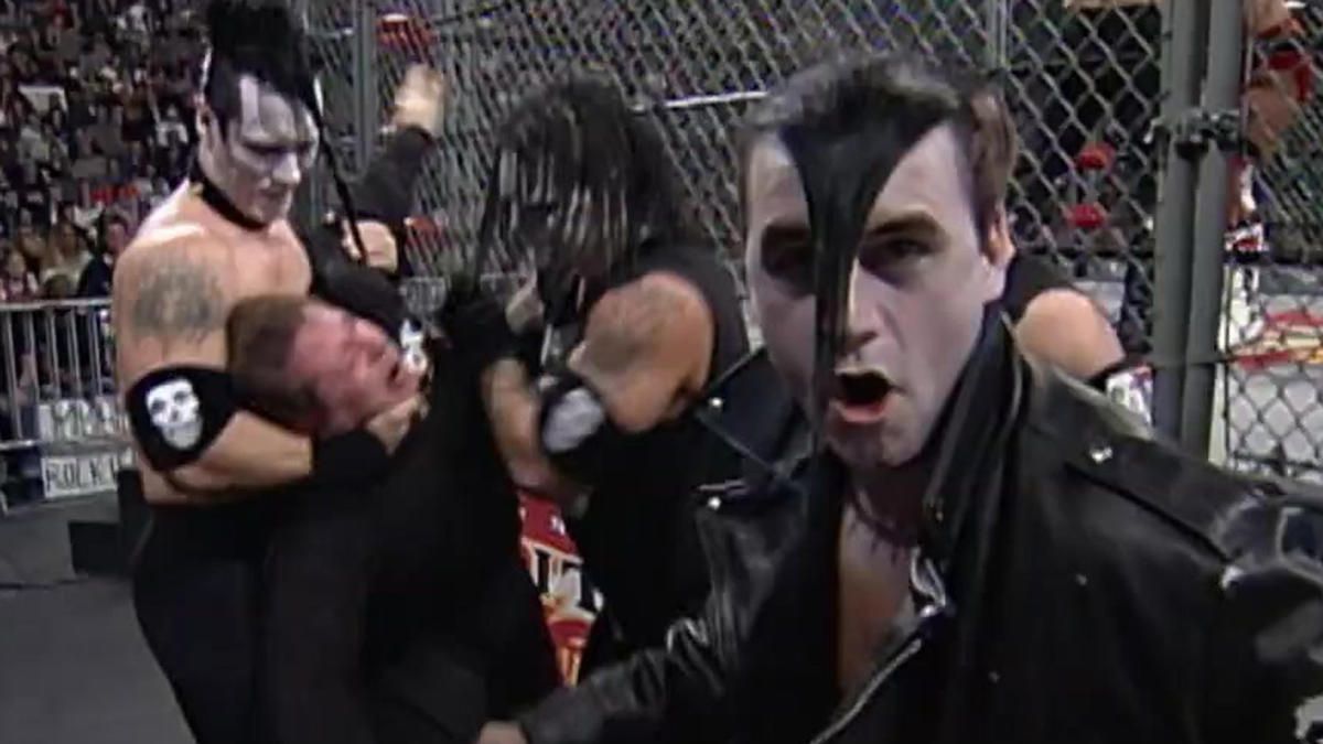 10 Bizarre WCW Nitro Matches That Fans Forgot About