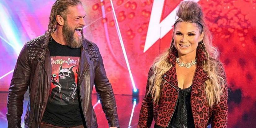 Edge & Beth Phoenix: The Romantic Story Of This WWE Power Couple