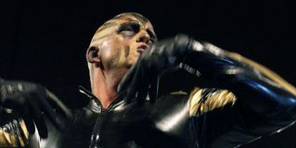 5 Best Taunts Of WWE's New Generation Era (& 5 Worst)