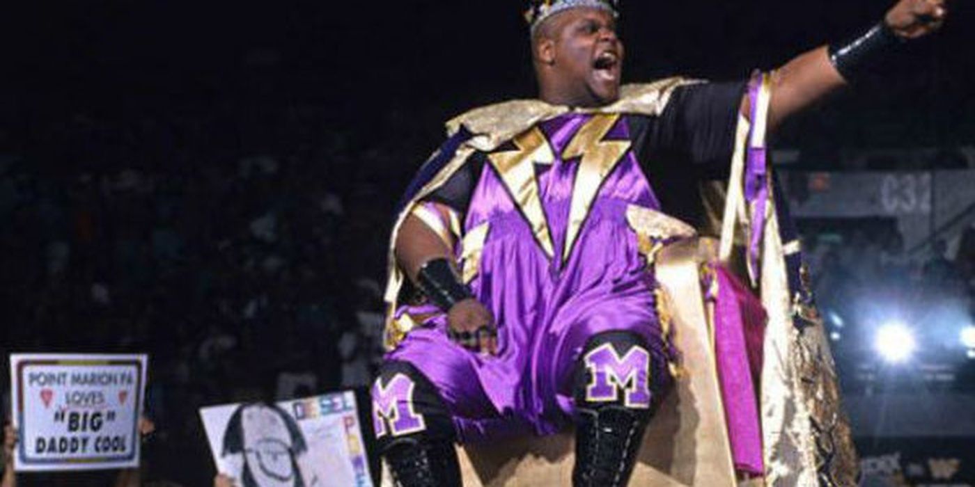 10 Times WWE Wrestlers Got In Their Own Way