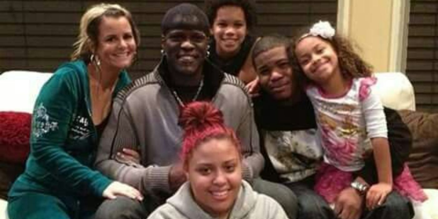 10 Things WWE Fans Should Know About R-Truth