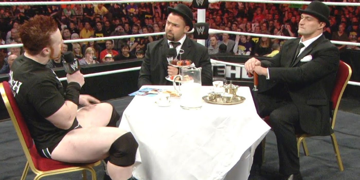 10 Funniest Moments In WWE Raw History