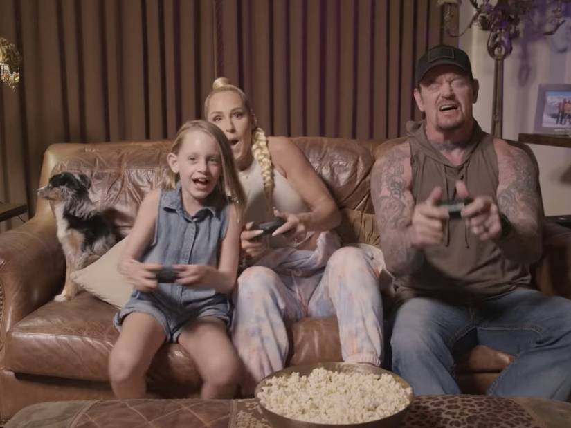 8 WWE Wrestlers With A Lot More Kids Than You Thought