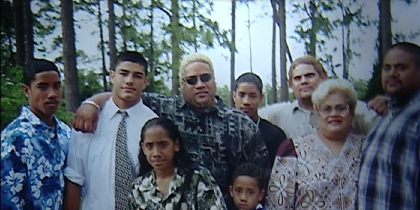 The Samoan Wrestling Family & Their Connections To Football, Explained