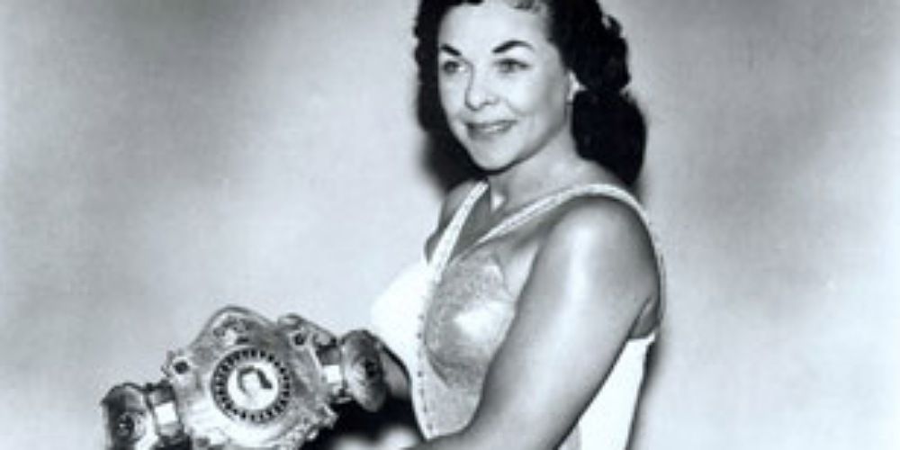 These Women's Wrestlers Broke Records On How Quickly To Win A World Title