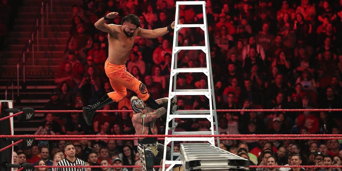 Every Ladder Match In WWE Raw History, Ranked Worst To Best